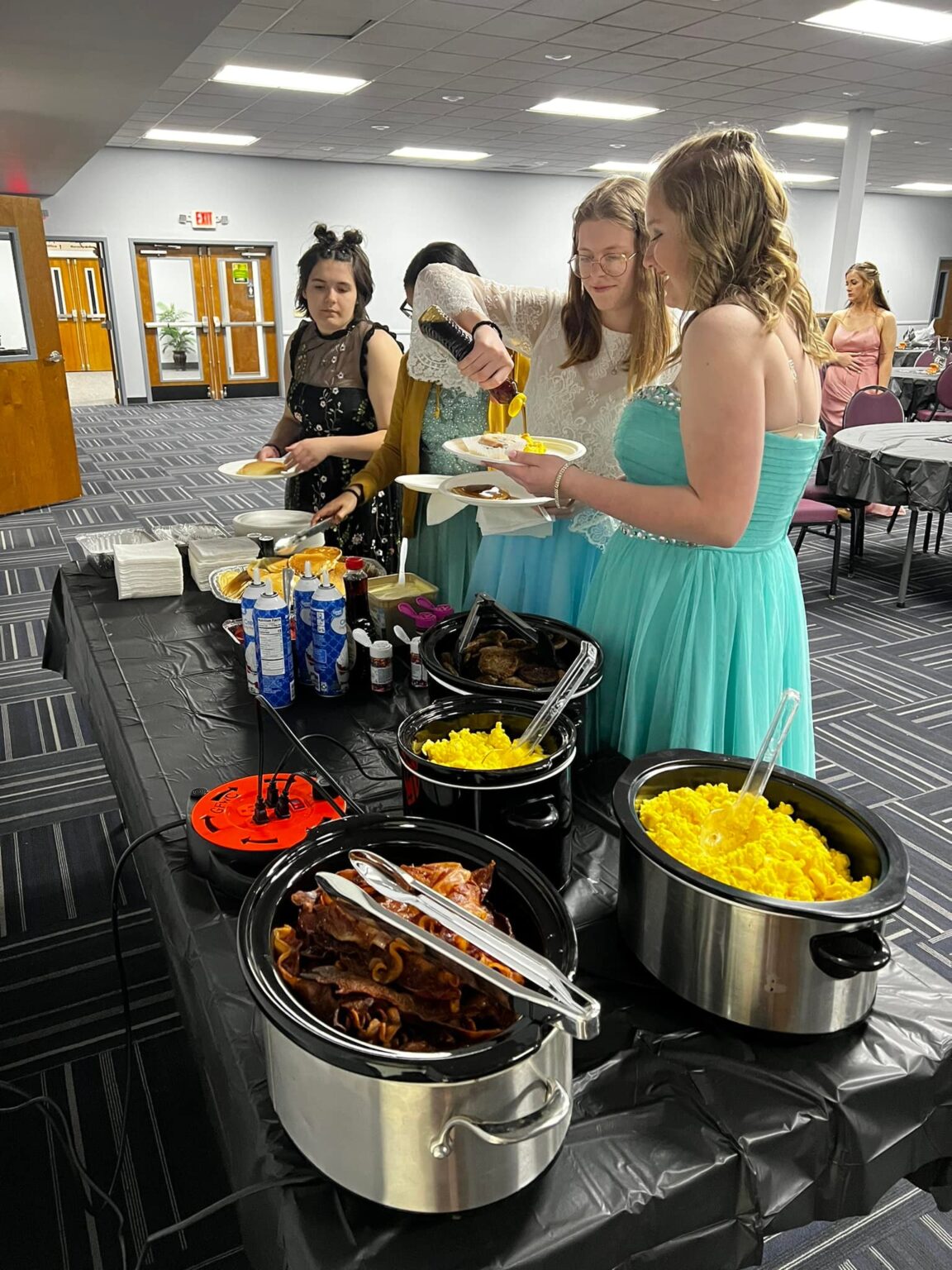 How to plan an after-prom breakfast - STOCKPILING MOMS™